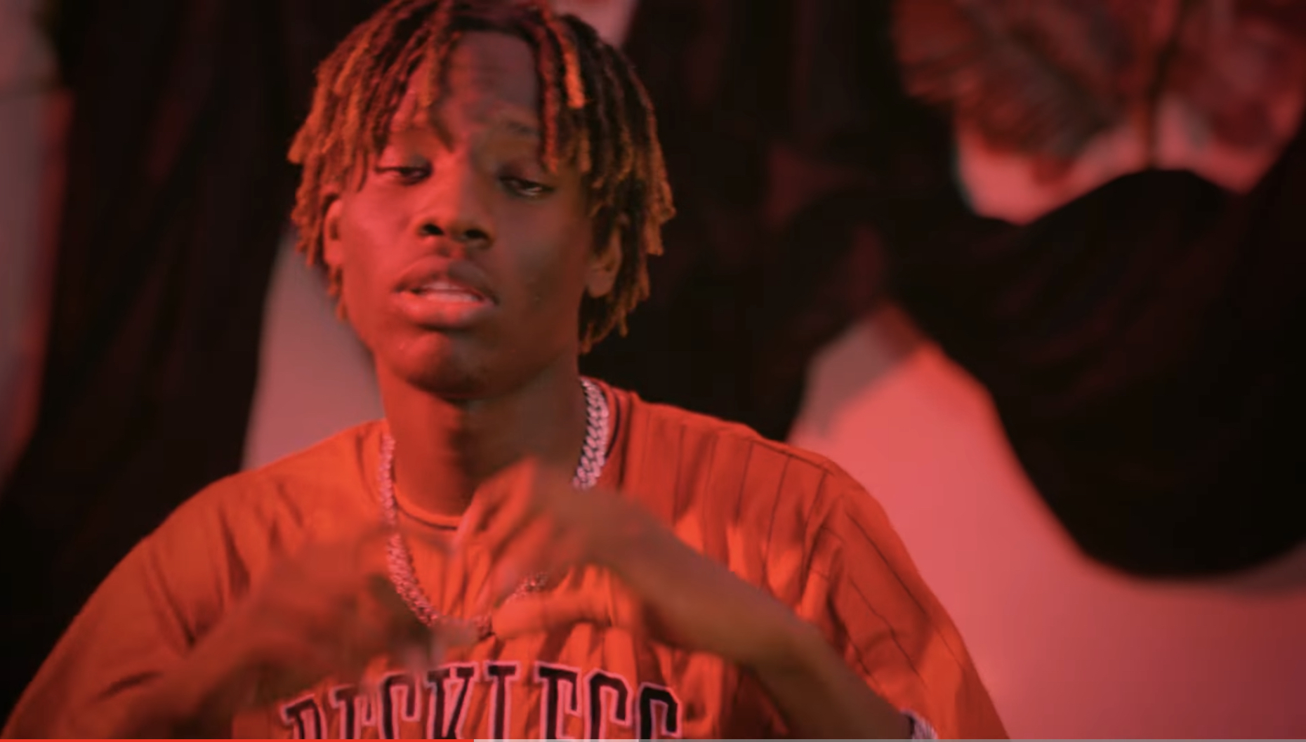 OFFICIELLE. YERO le fils de Adja Ombelico sort sa première vidéo clip ...
